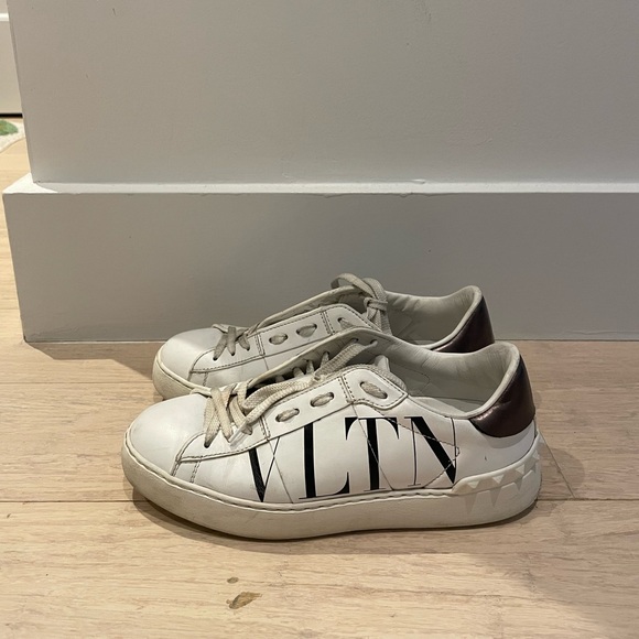 Valentino Garavani | Shoes | Valentino Garavani White Open Vltn ...